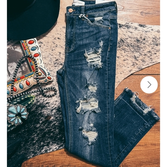 Risen | Jeans | Risen Sexy Back Dark Wash Distressed Shadow Hem ...